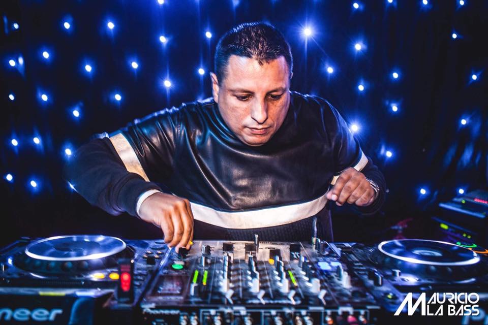 Home - DJ Mauricio